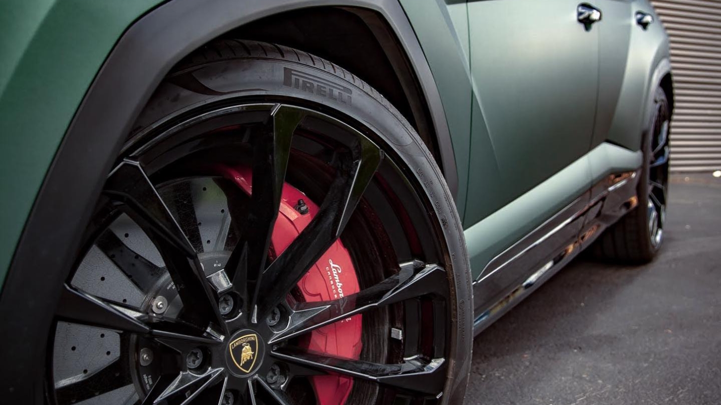 Lamborghini Urus · SCS Wraps