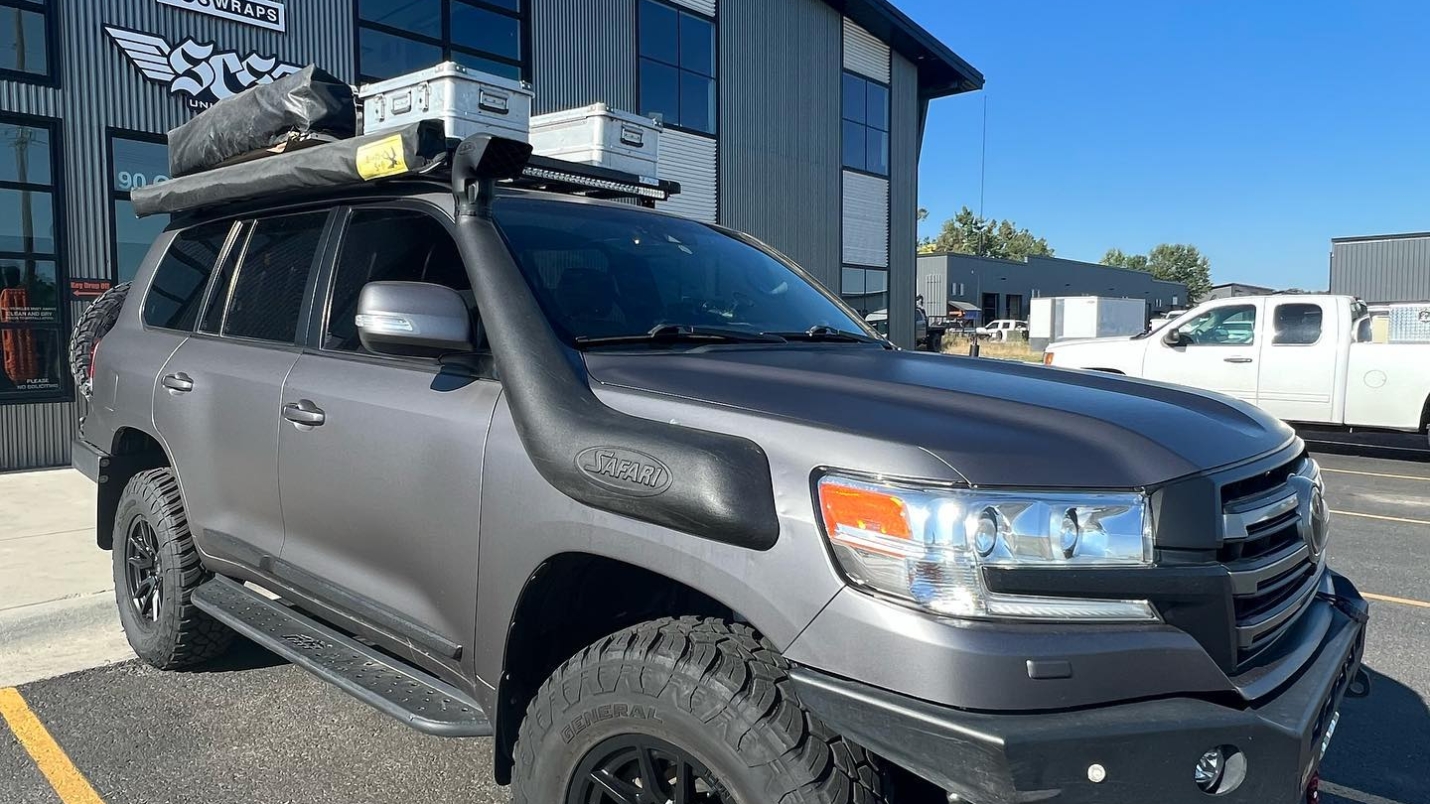 The Perfect Land Cruiser? · SCS Wraps
